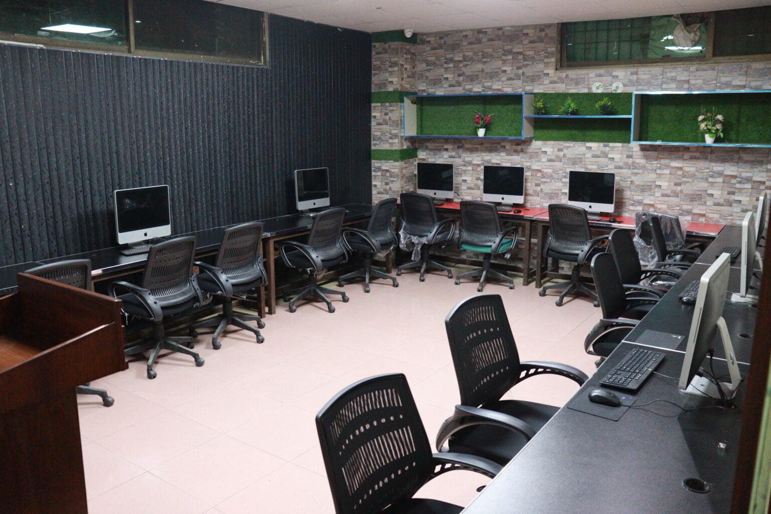 IT Skills the best Computer Courses institute in Gujranwala